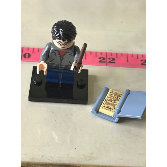 Lego | Toys | Lego Harry Potter Minifigure With Wand And Spellbook ...
